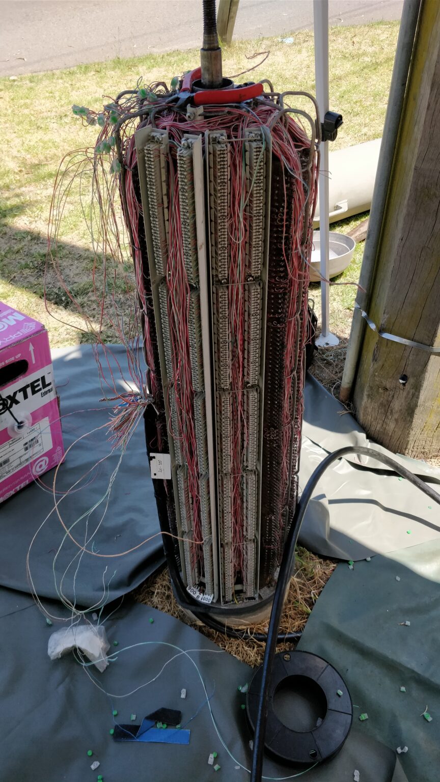 The role of the telecom Pillar & Cabinet in the Australian copper ...